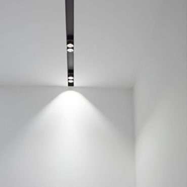 Q-Tran Lighting - Speclight